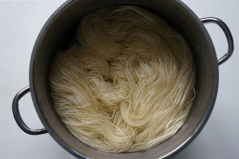 What is a Mordant? (Mordants for Natural Dyes)
